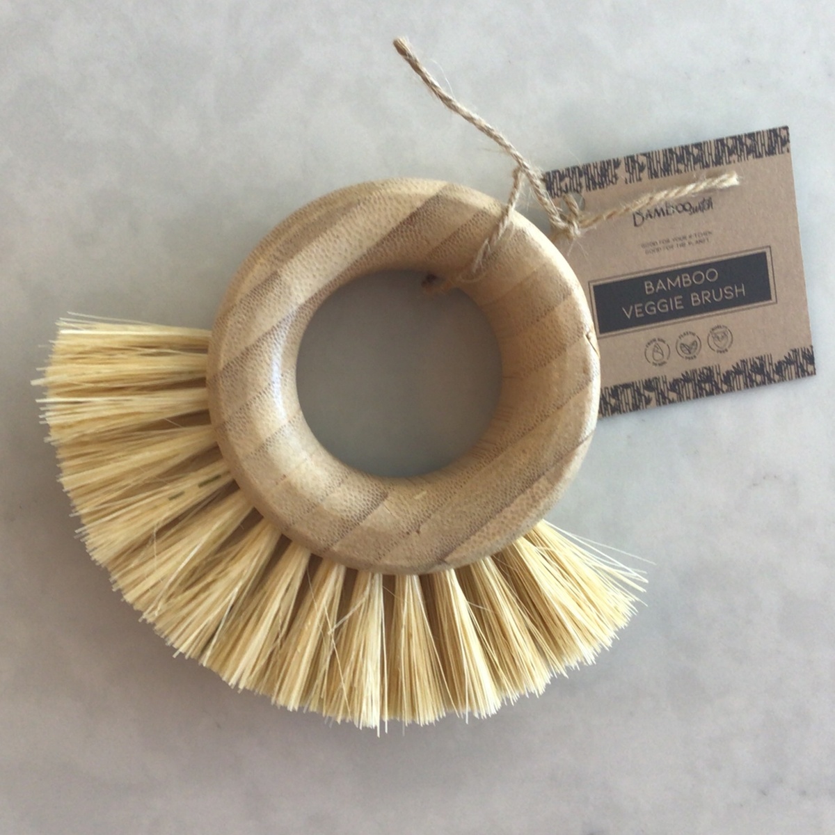 Bamboo Switch – Bamboo Round Veggie Brush | Exist Green