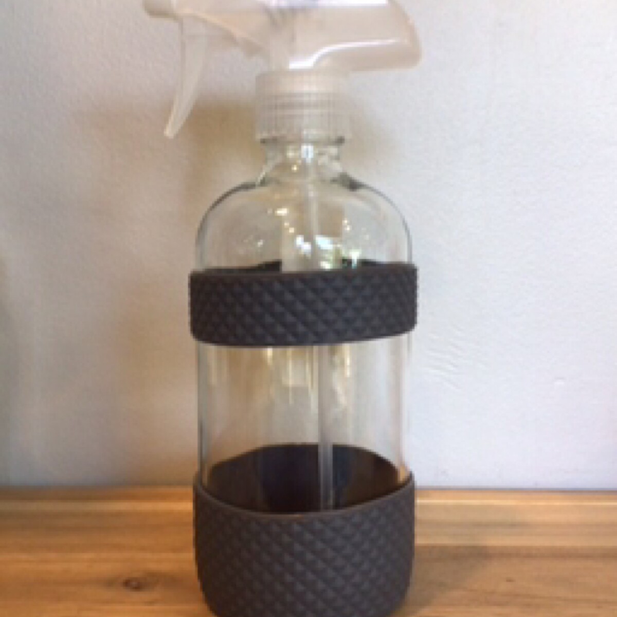 Glass Spray Bottle w/ Dark Gray Silicone Boot + Sleeve – 16oz | Exist Green